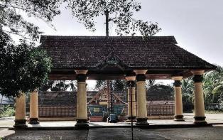 Welcome to the Temples of God’s Own Country